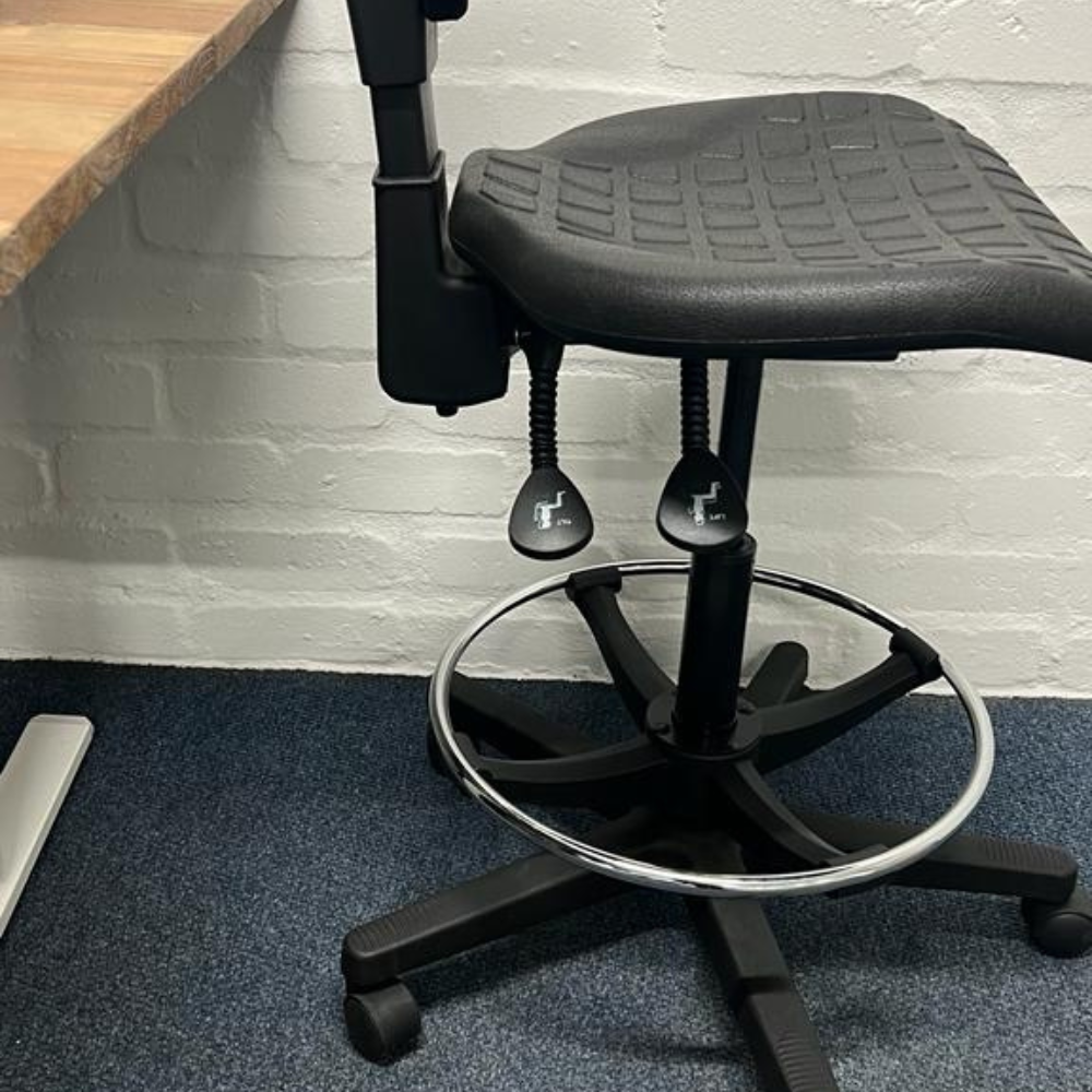 Delta PU Operators Chair with Footring
